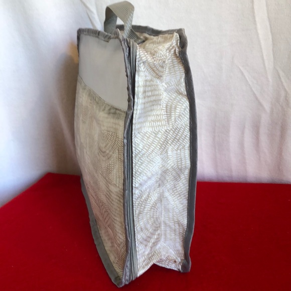 thirty-one | Bags | Thirty One Medium Pack Zip Cube Desert Dash | Poshmark